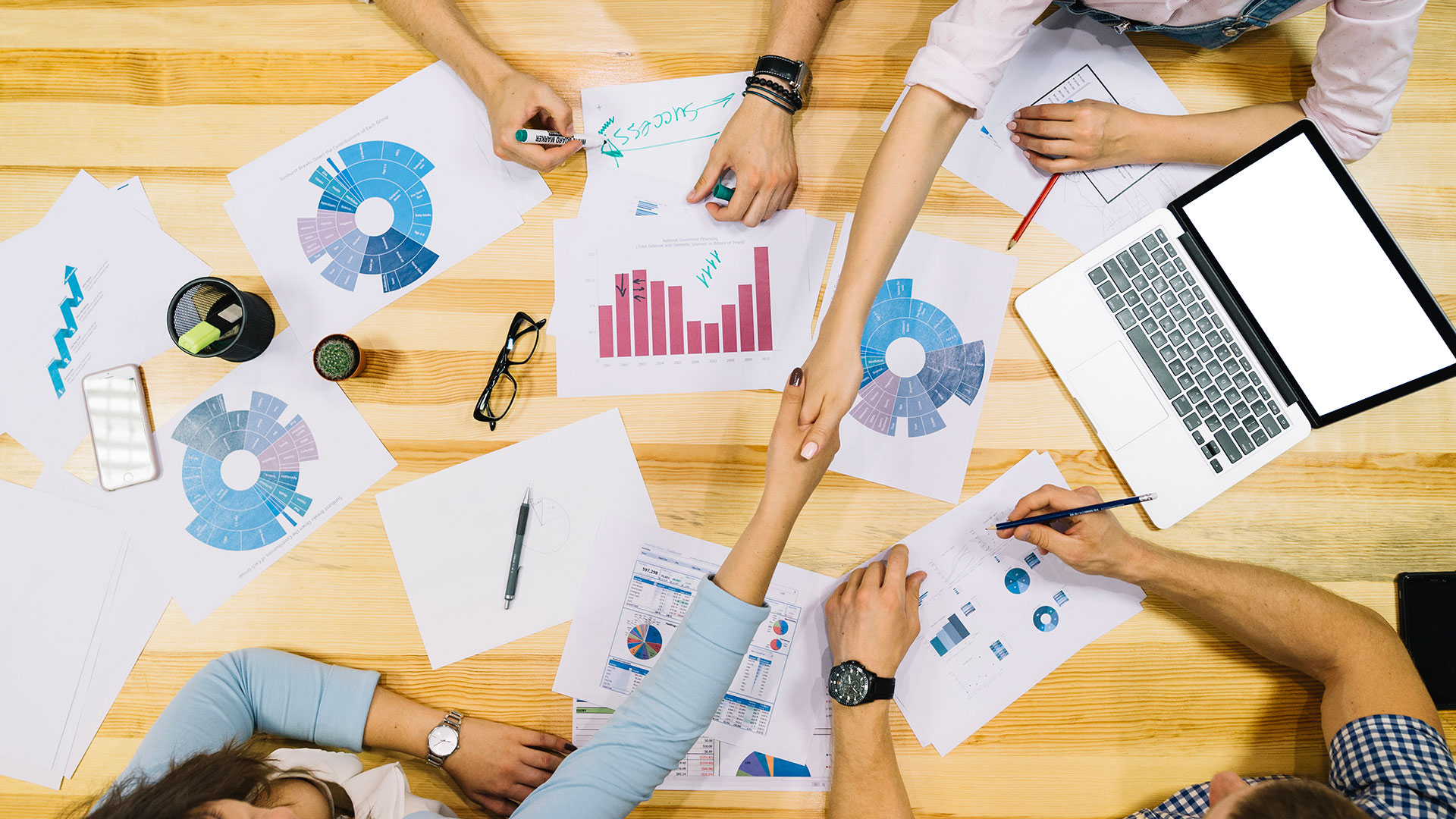 Advert Consulting – Média és marketing ügynökség